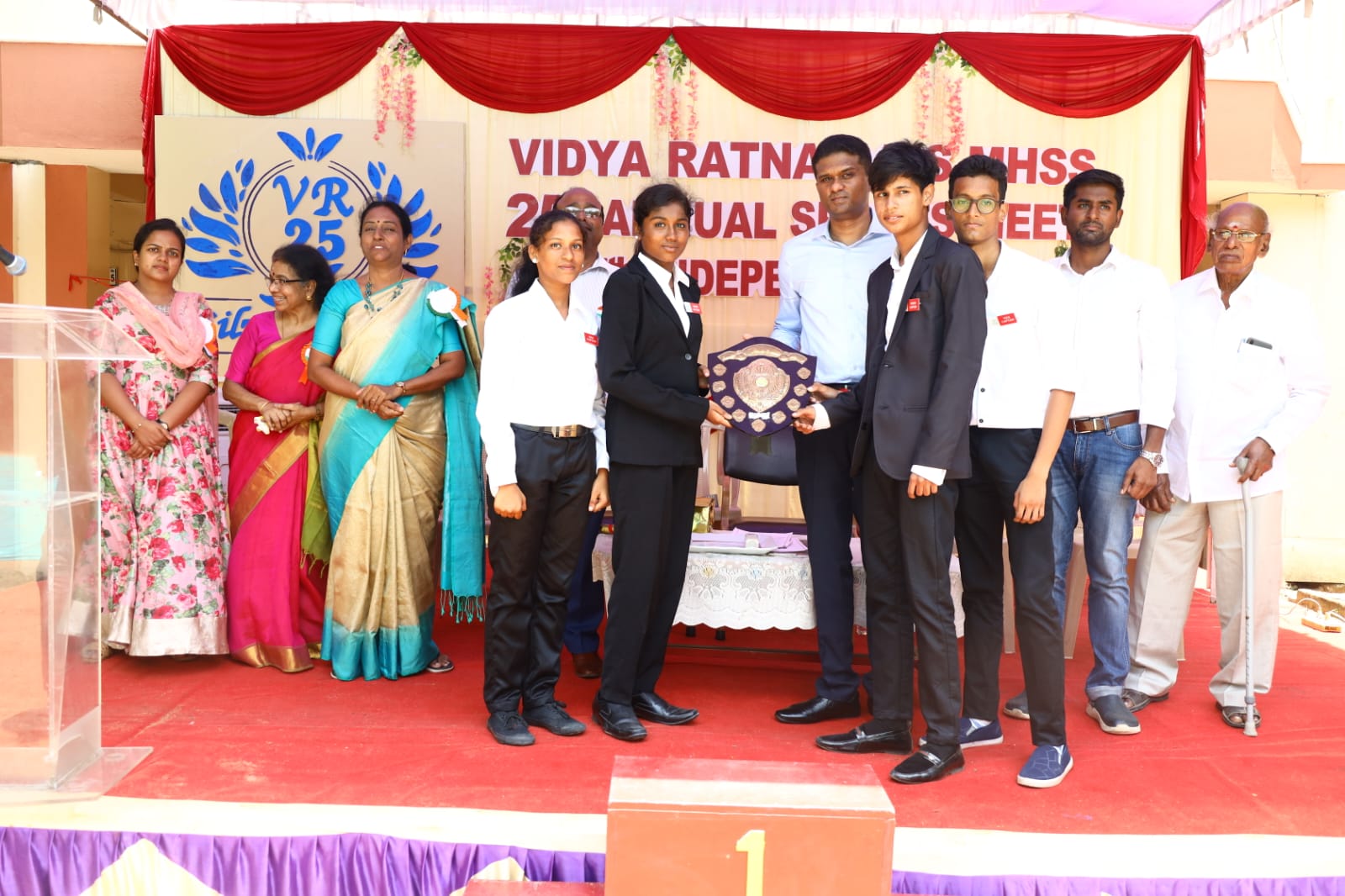 Independence Day celebrations in the neighbourhood – Adyar Times